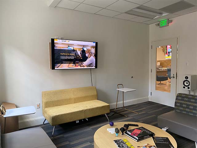 Technology-Equipped Room Listing