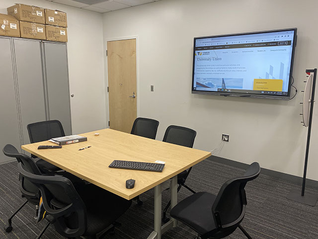 Technology-Equipped Room Listing